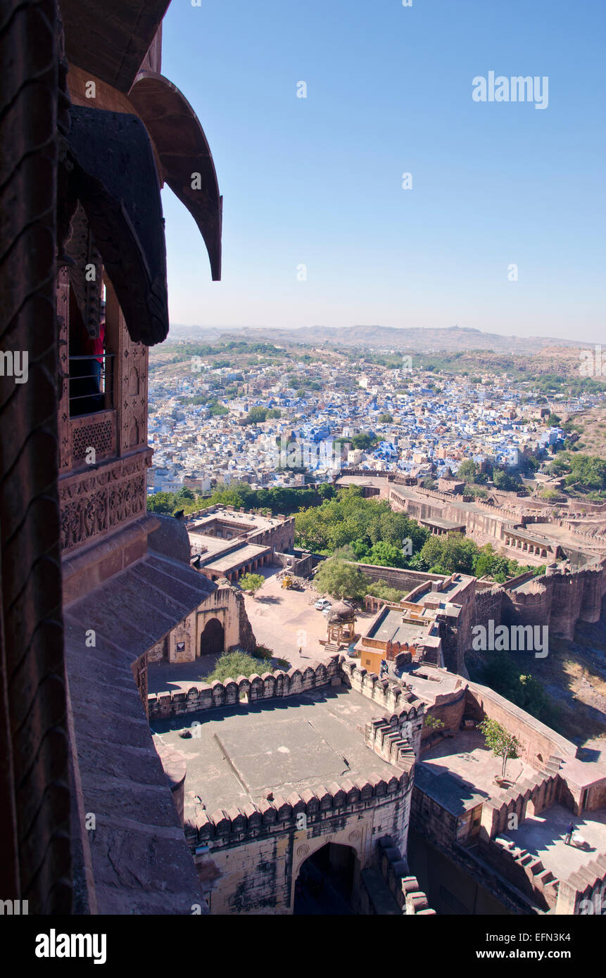 Blue city view hi-res stock photography and images - Alamy