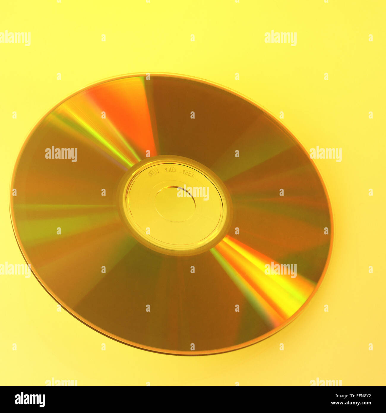 Detailaufnahme einer CD, Compactdisc, farbiges Licht Stock Photo - Alamy