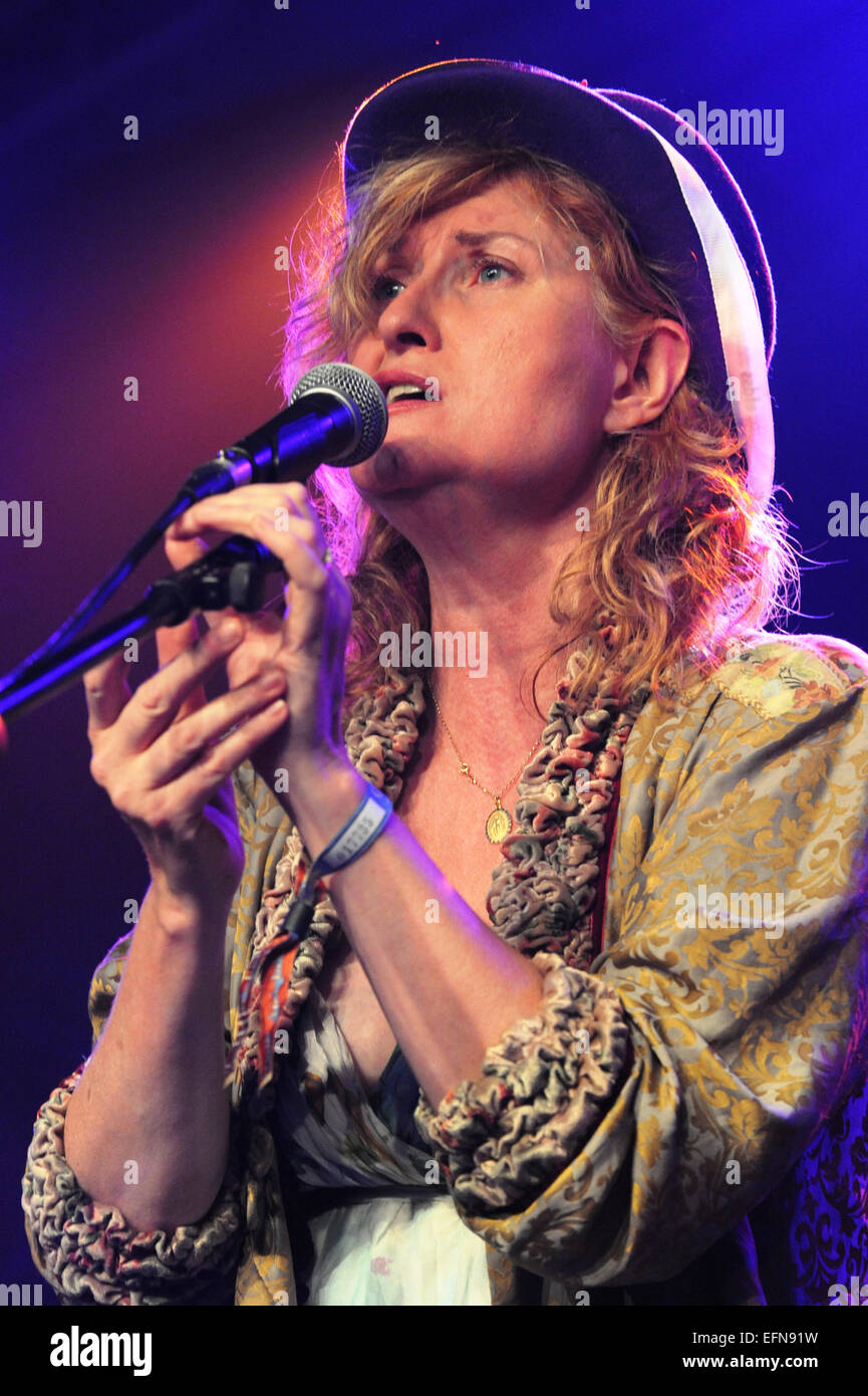 Eddi reader hi-res stock photography and images - Alamy