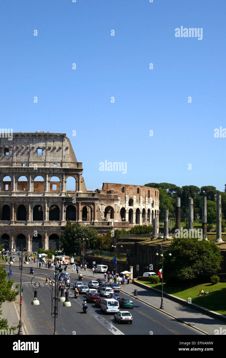 Blick auf das Kolosseum in Rom, Colosseo, Piazza del Colosseo Stock ...
