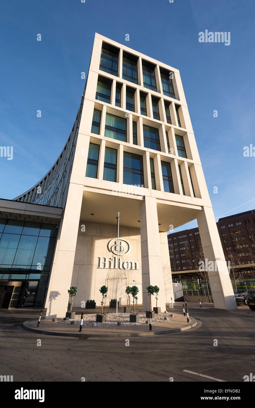 Liverpool one waterfront hi-res stock photography and images - Alamy