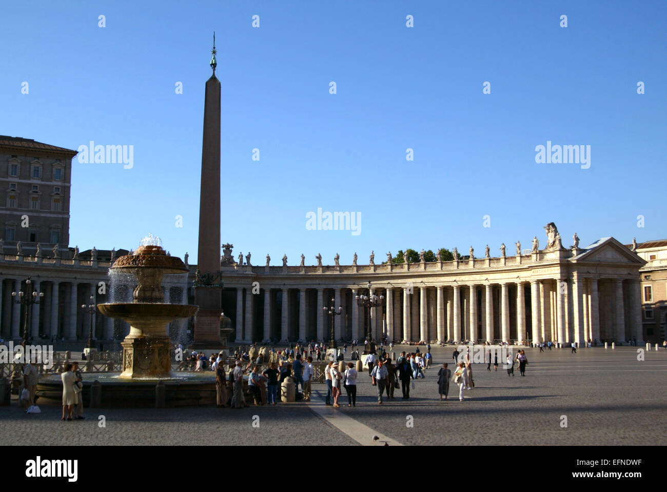 Rom, Piazza San Pietro, Petersplatz Stock Photo - Alamy