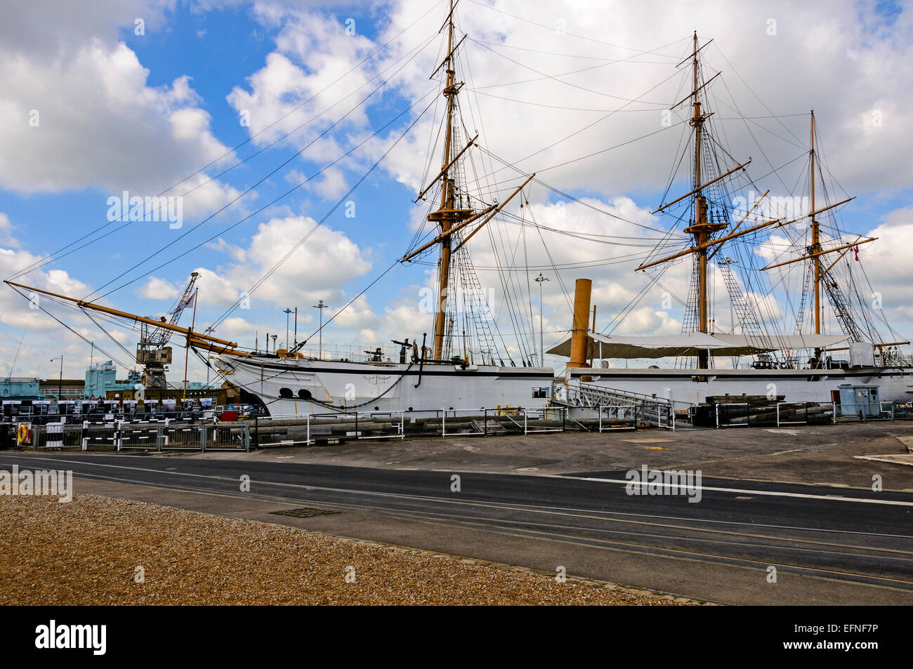 Royal navy osprey class screw sloop hi-res stock photography and images ...