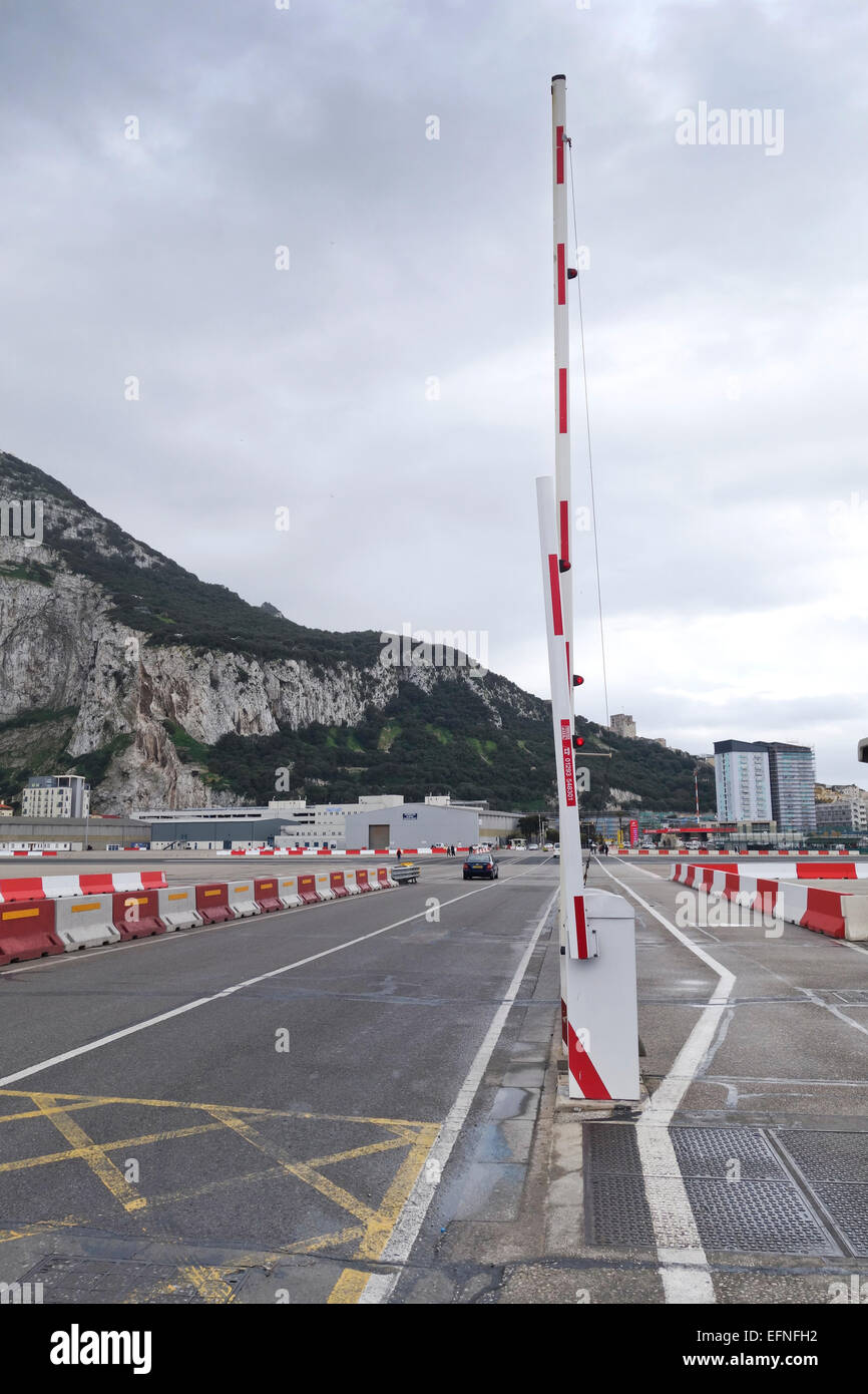 Cars and pedestrians cross the runway of Gibraltar airport at the ...