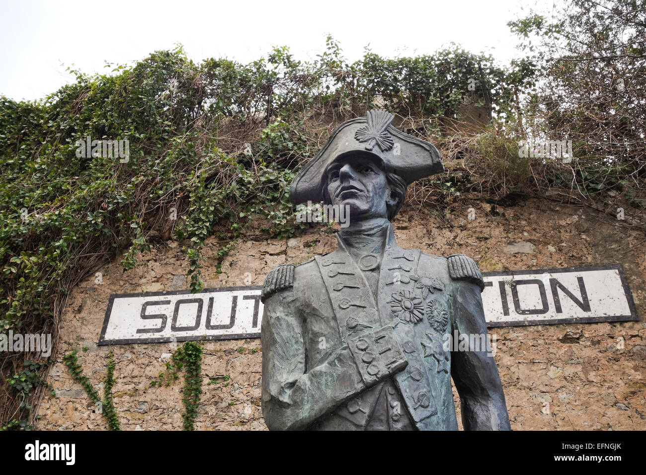 Bronze statue gibraltar hi-res stock photography and images - Alamy