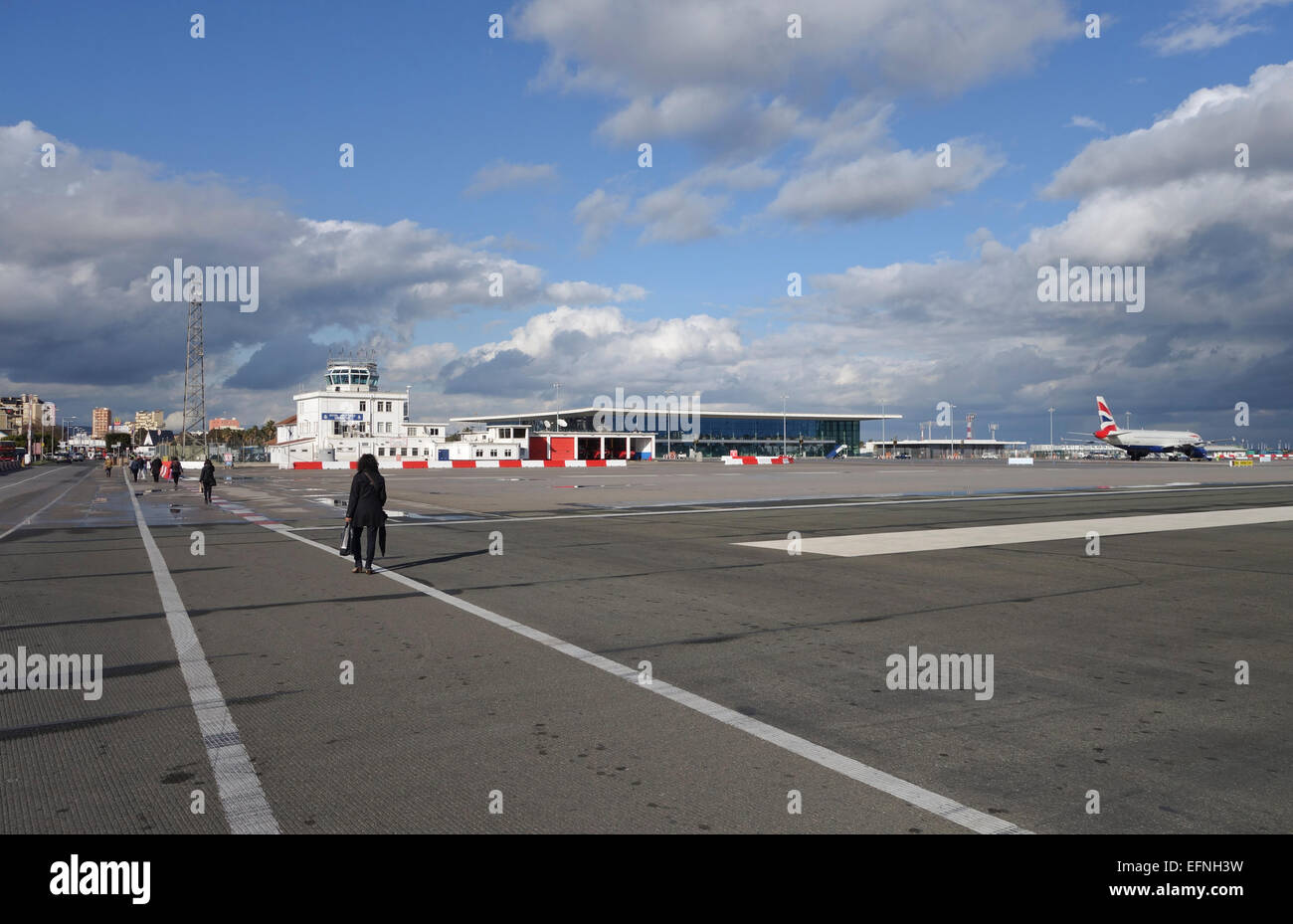 Runway control van hi-res stock photography and images - Alamy