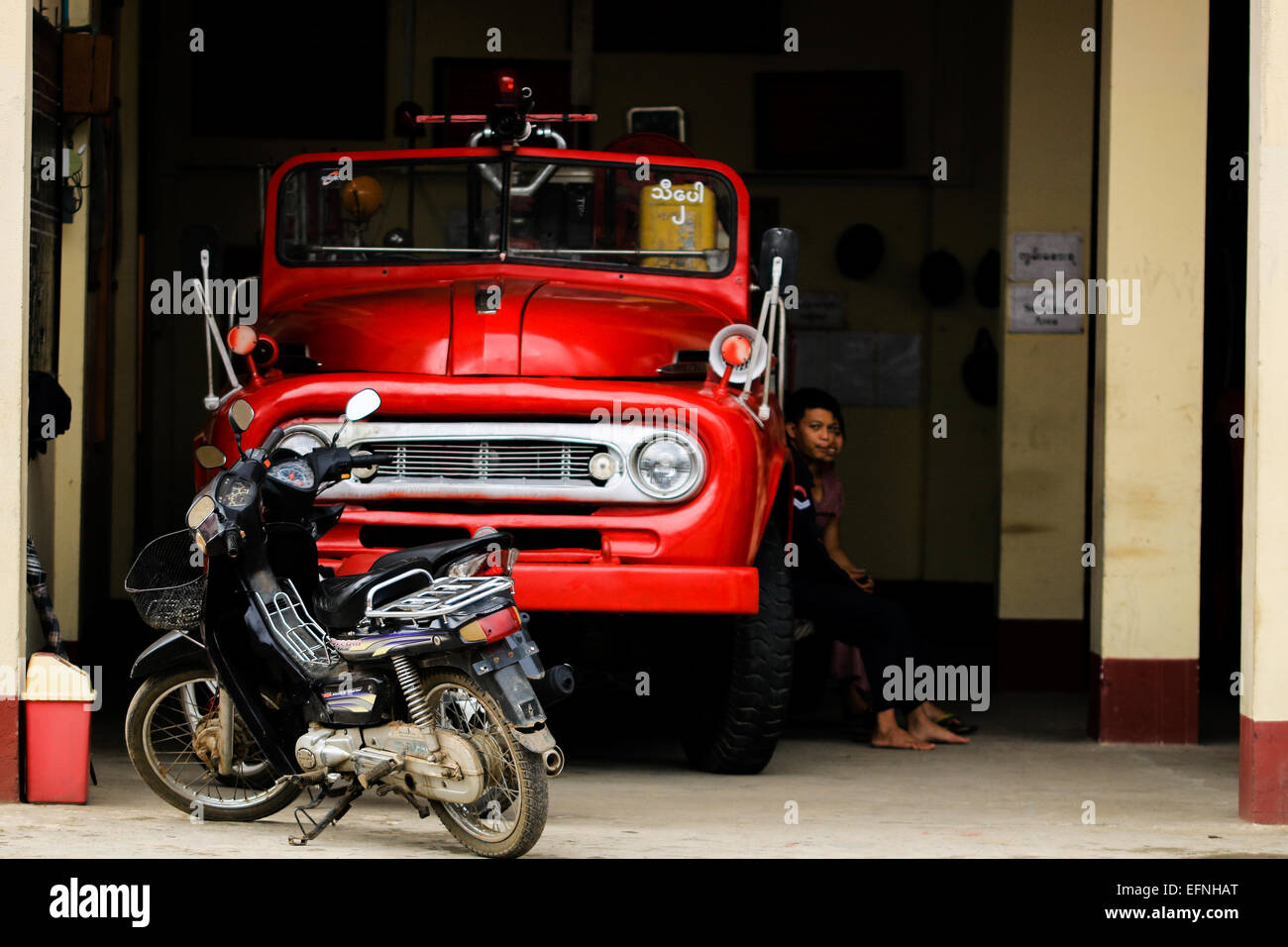 Old fire truck hi-res stock photography and images - Alamy