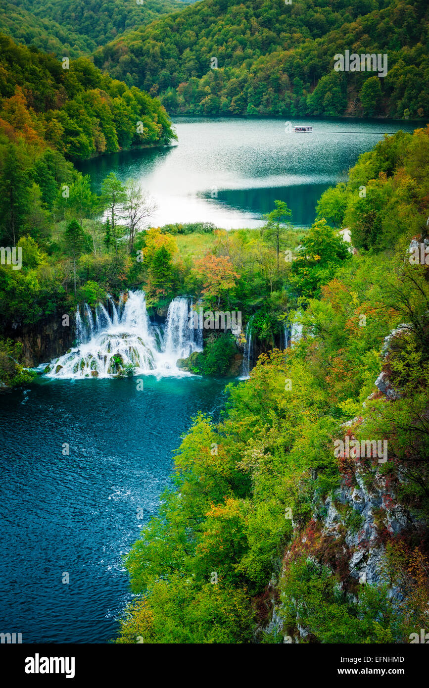 Lake Kozjak and travertine cascades on the Korana River, Plitvice Lakes ...