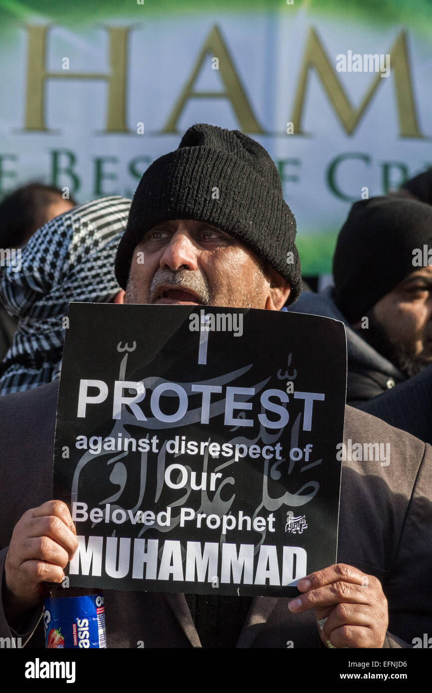 Muslims protest london hi-res stock photography and images - Alamy