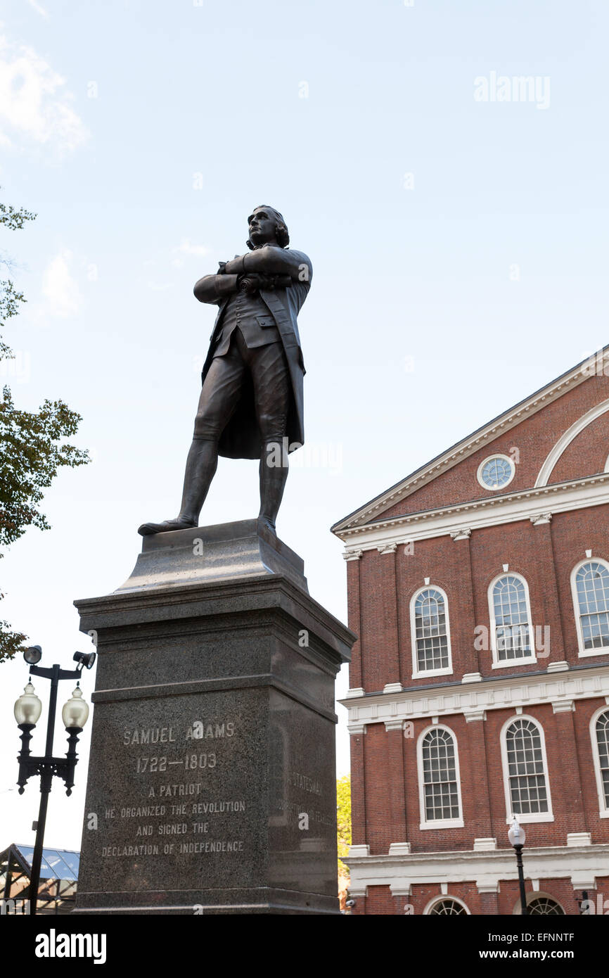 Samuel adams statue hi-res stock photography and images - Alamy