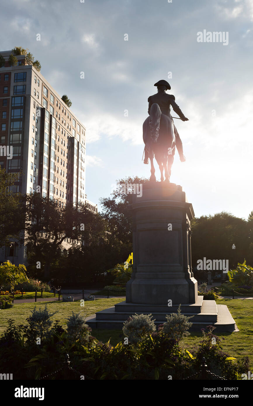 George washington equestrian monument hi-res stock photography and ...