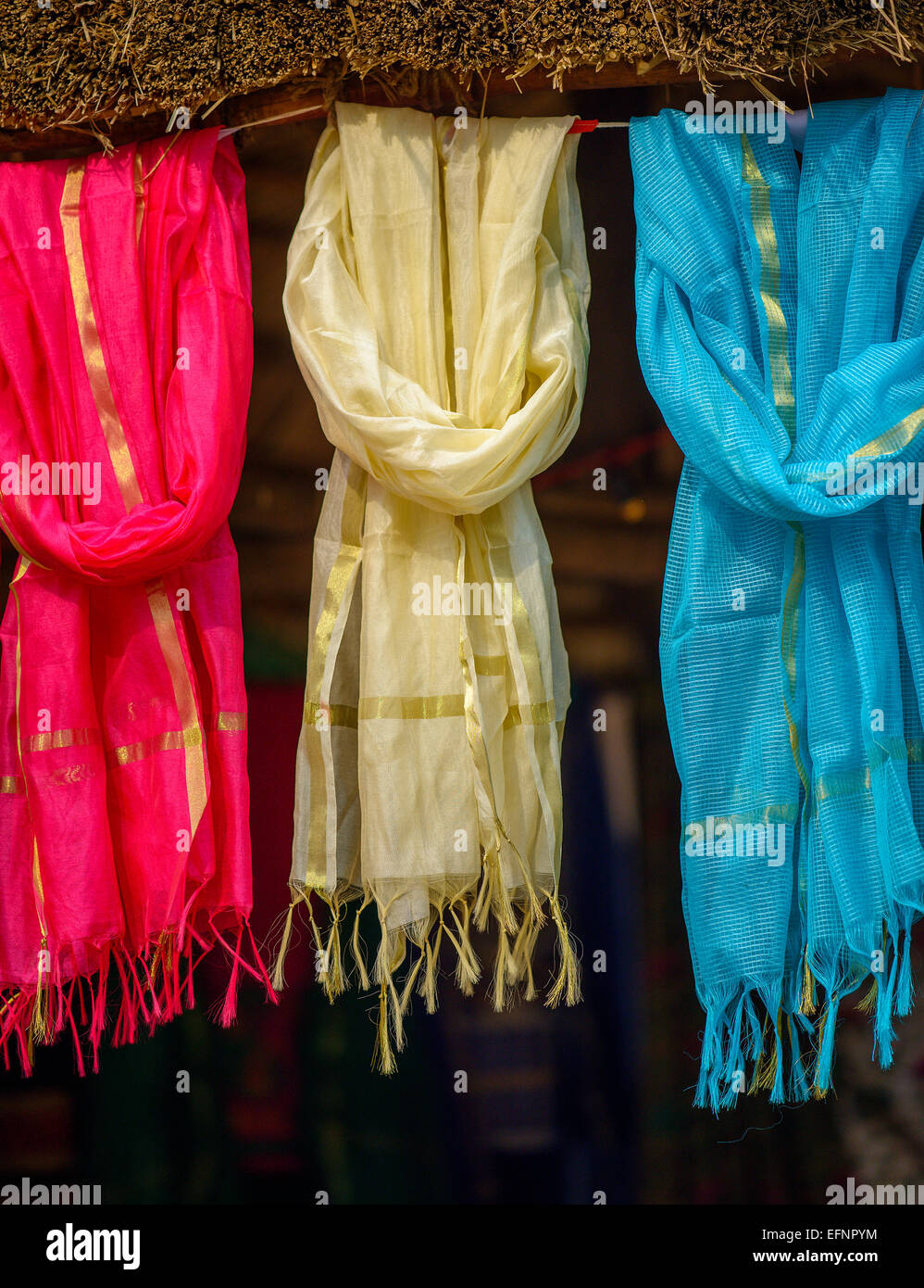 India fabric market hi-res stock photography and images - Alamy