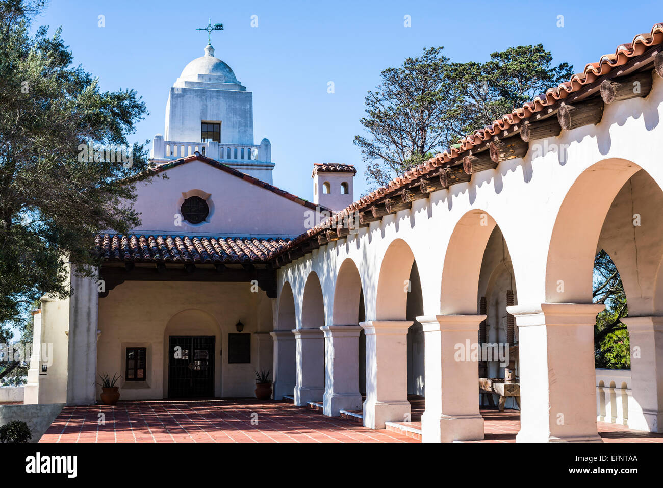 Historic presidio buildings architecture hi-res stock photography and ...