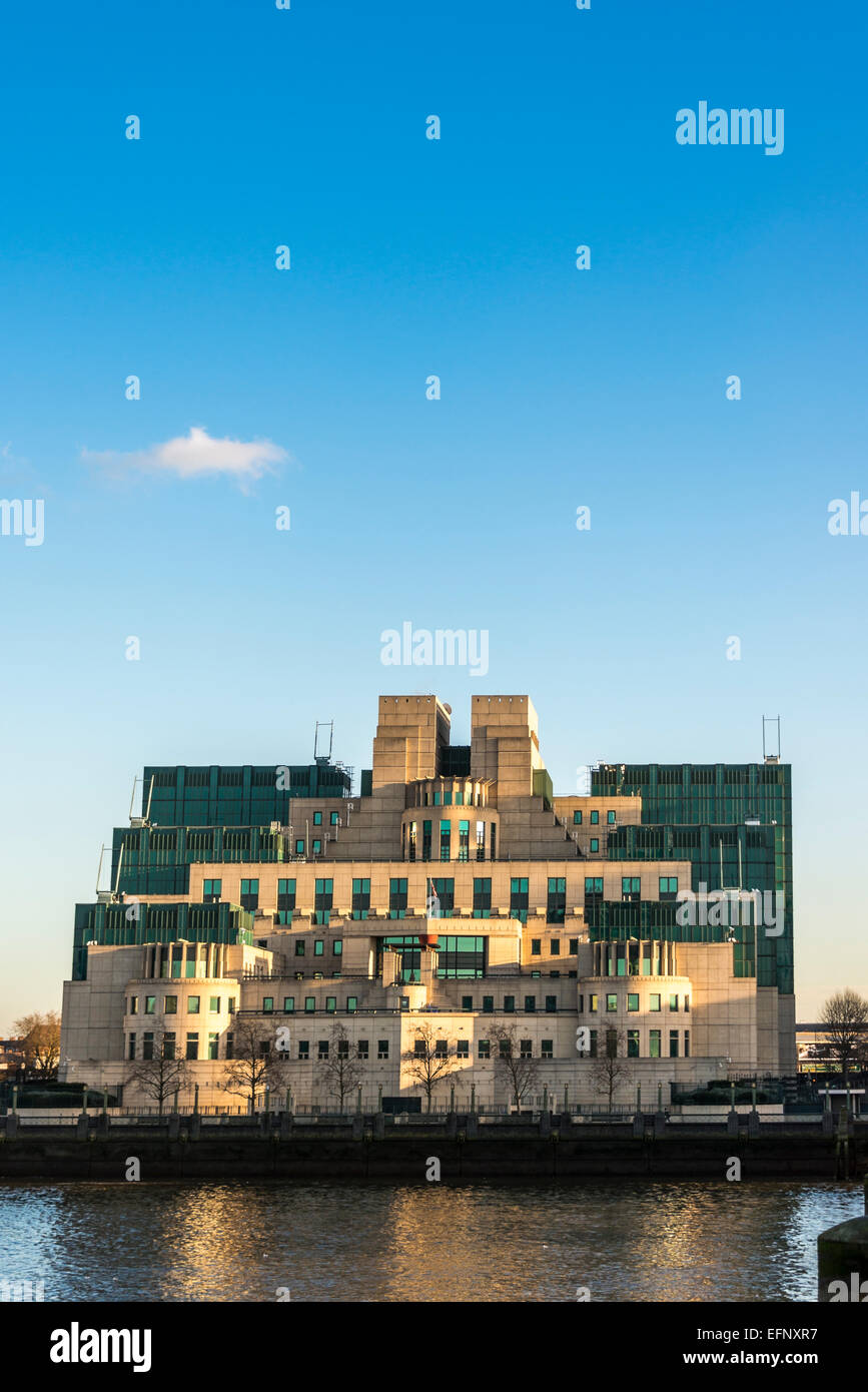 The headquarters of the British Secret Intelligence Service (SIS or MI6 ...