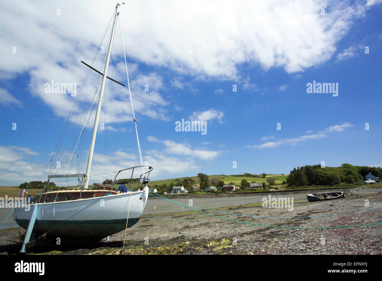 BOATS NEAR REEN PIER, WEST CORK IRELAND Stock Photo - Alamy