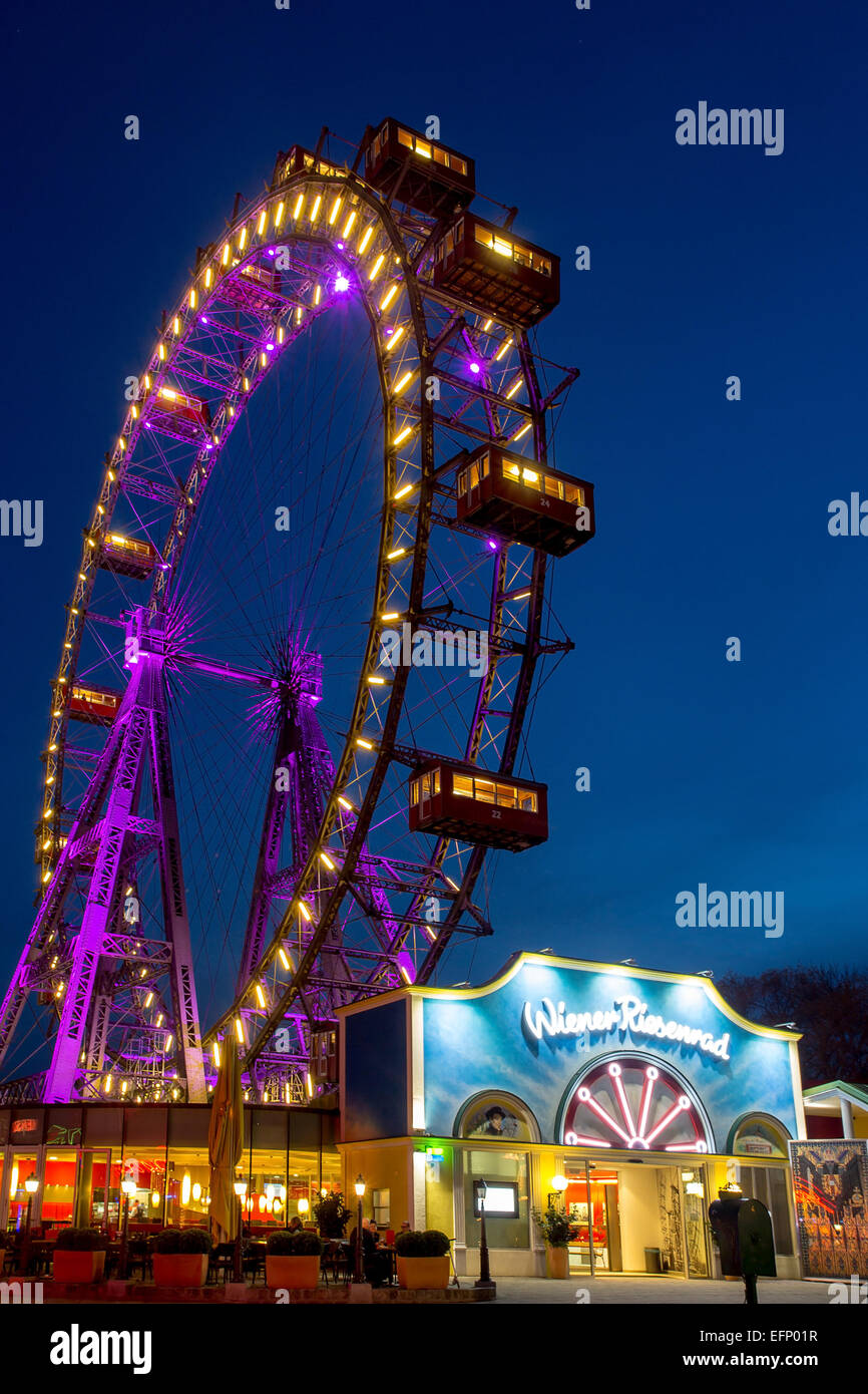 Ferris wheel - Wiener Riesenrad in Prater, Vienna Stock Photo - Alamy