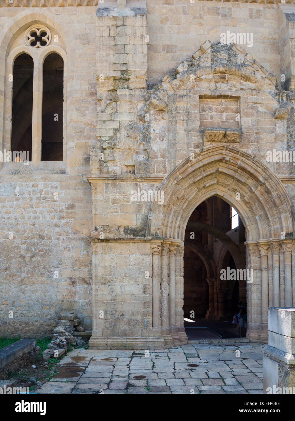 Gothic entrance portal hi-res stock photography and images - Alamy