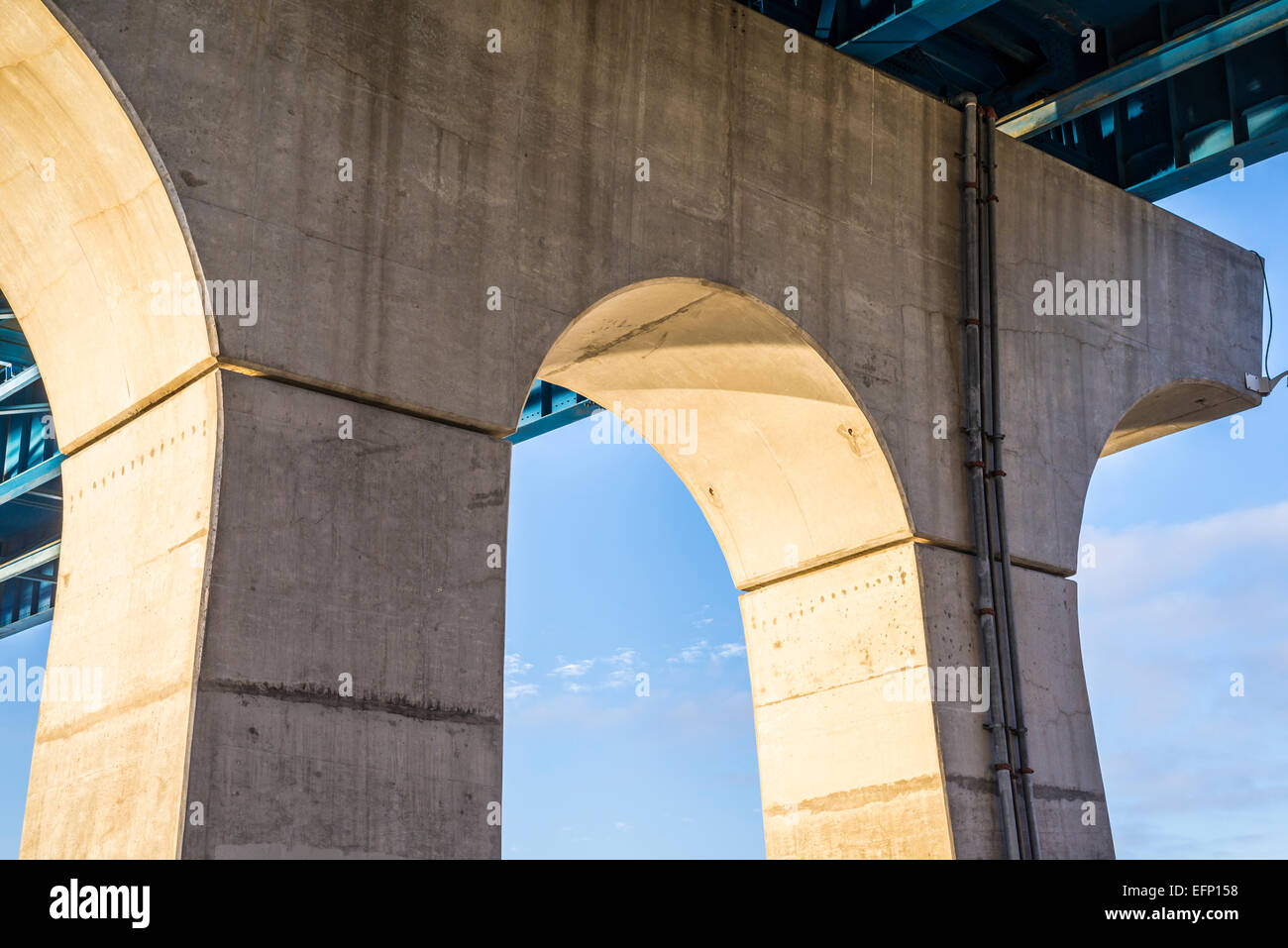 Concrete arch bridge hi-res stock photography and images - Alamy