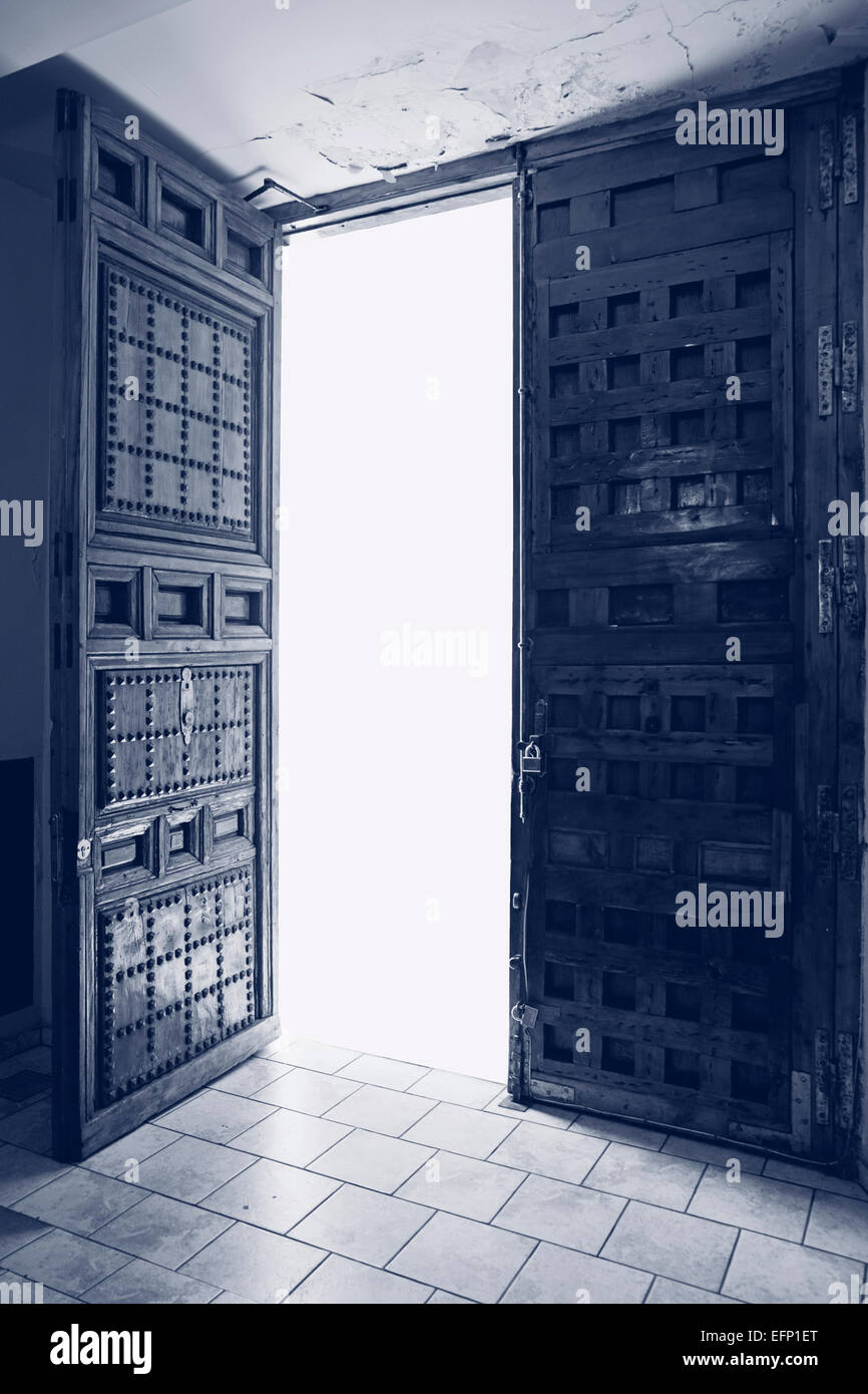Door ajar hi-res stock photography and images - Alamy