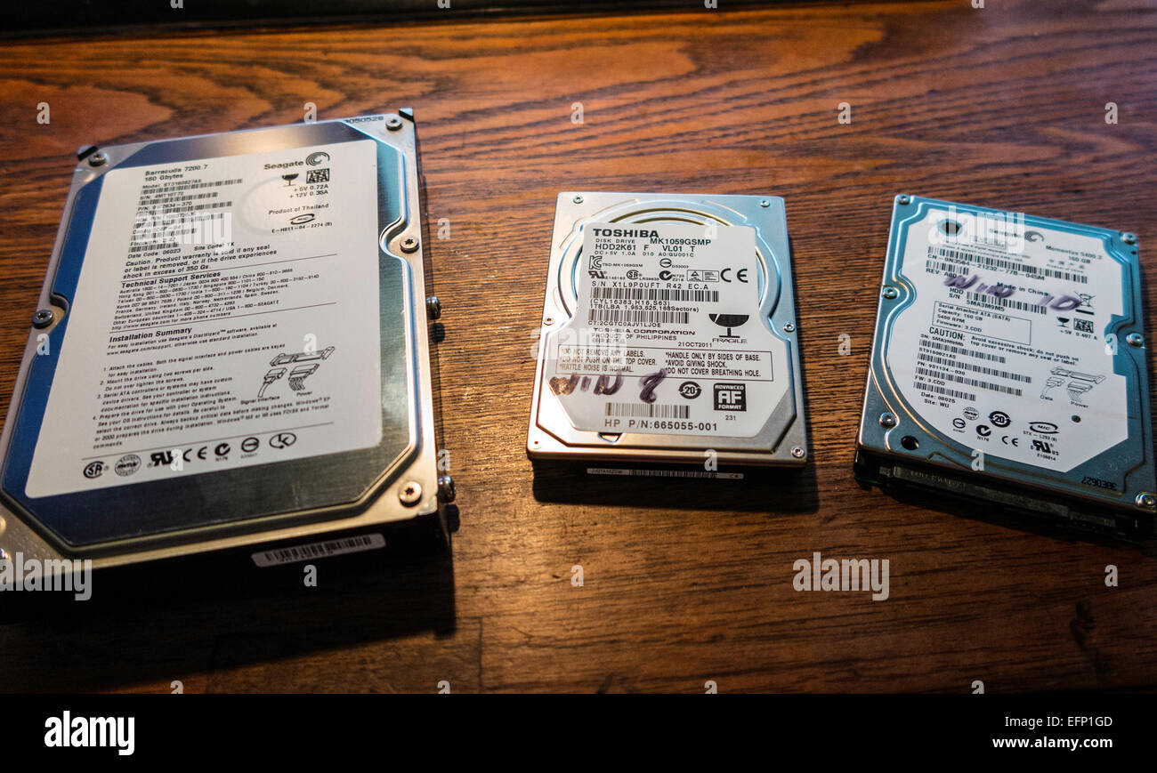 Some 3.5 and 2.5 inch hard drives of various capacity Stock Photo - Alamy