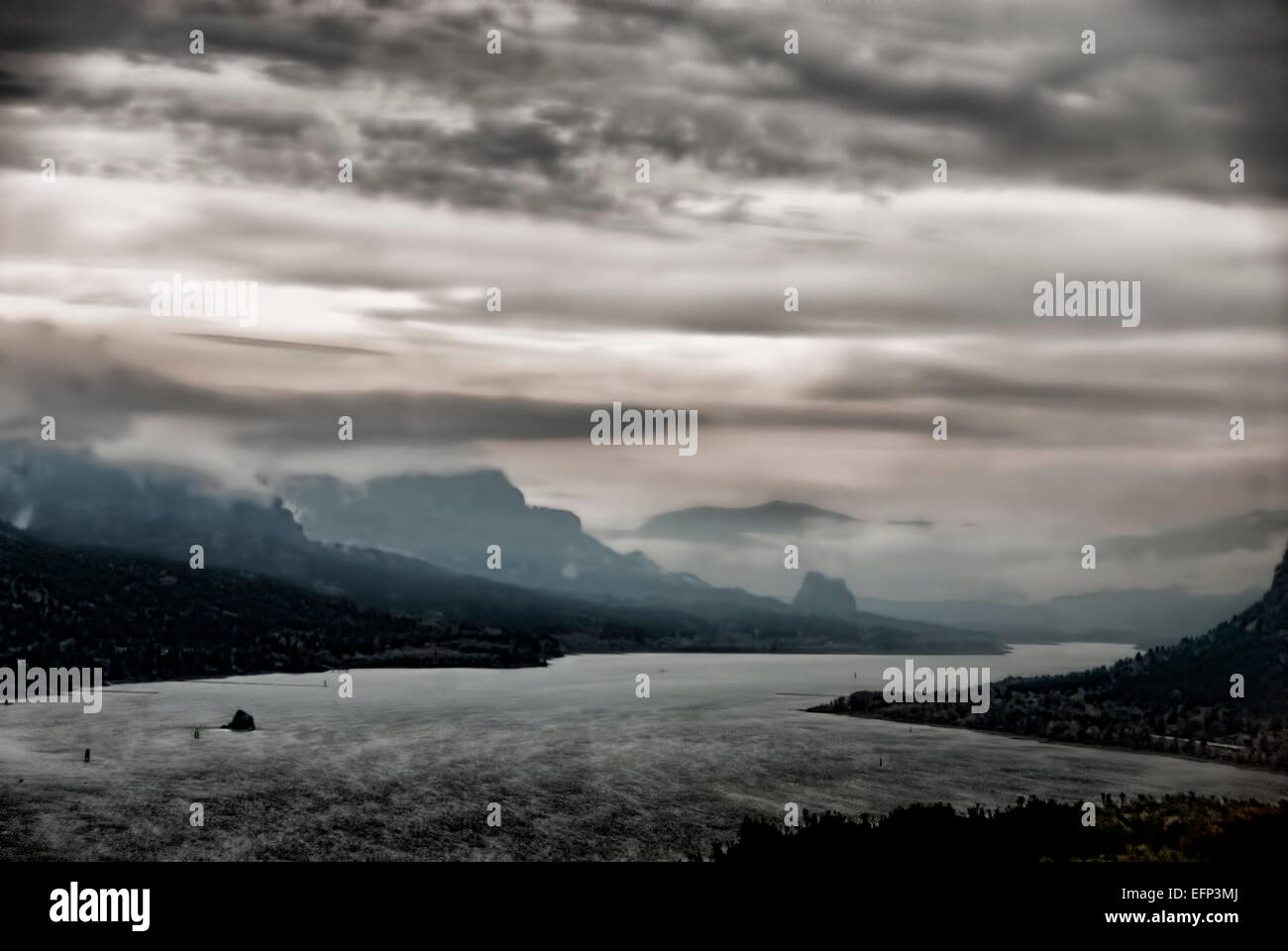 Columbia River Gorge Stock Photo - Alamy