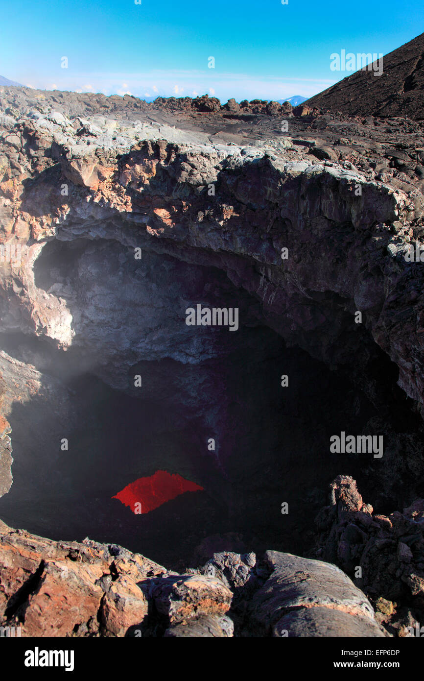 Tolbachik volcano, Kamchatka Peninsula, Russia Stock Photo - Alamy