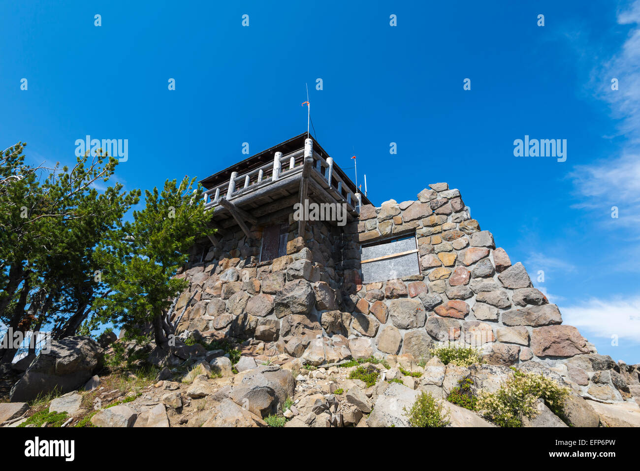 The Watchman Lookout Tower. Crater Lake National Park, Oregon, United ...