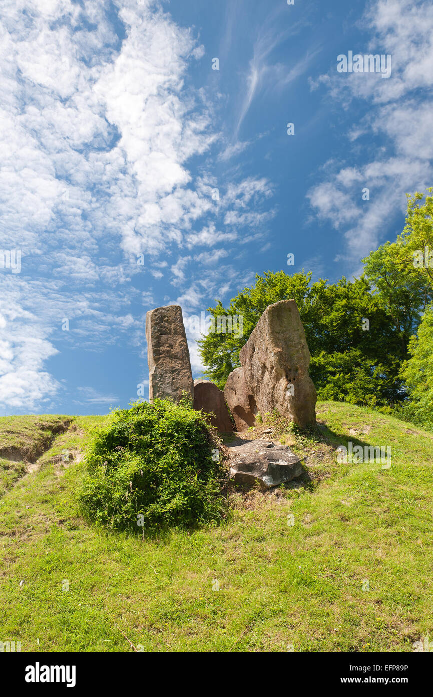 Neolithic pottery stonehenge hi-res stock photography and images - Alamy