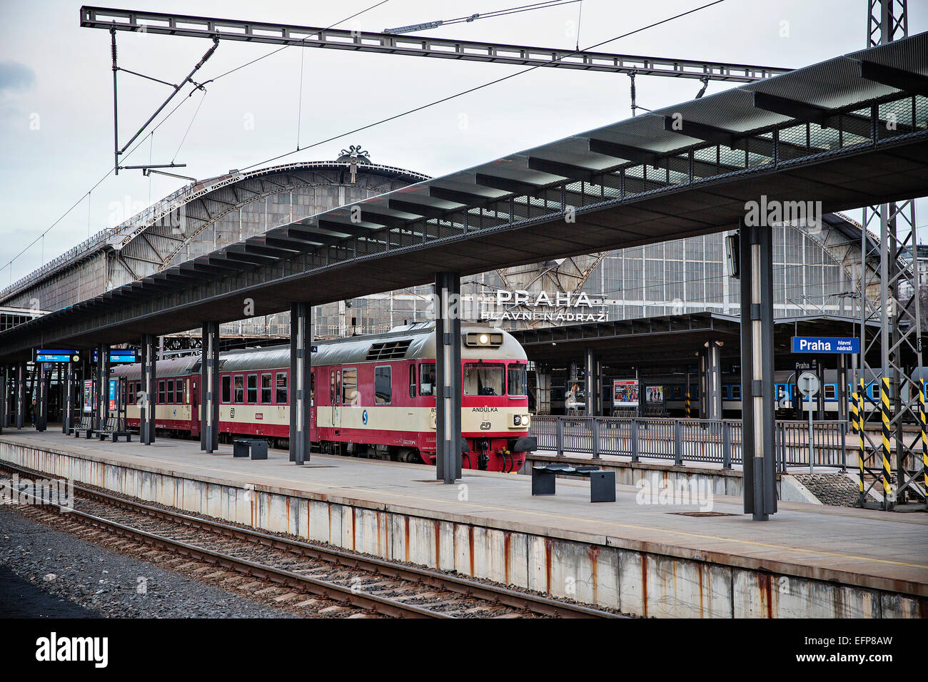 Prague main railway station Stock Photo - Alamy