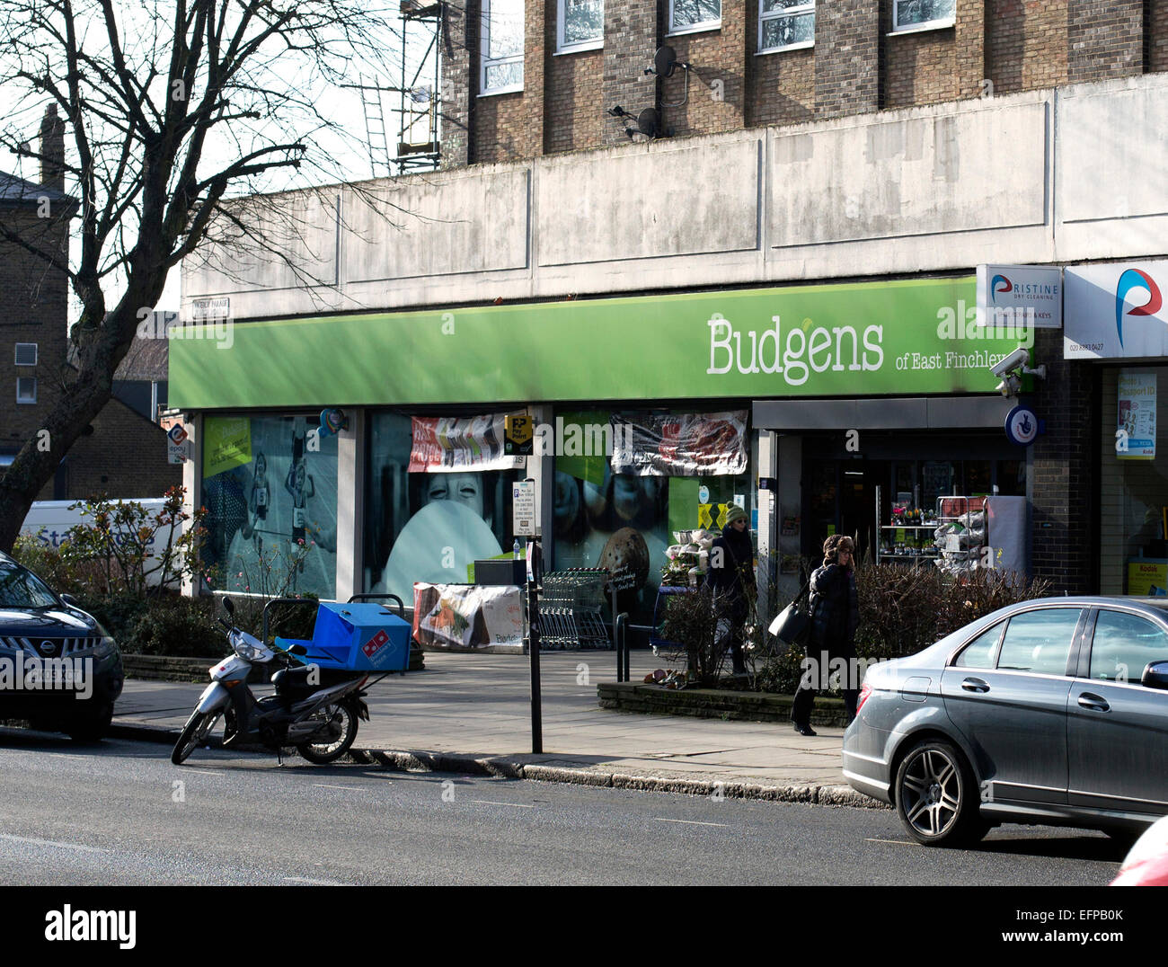Budgens shop hi-res stock photography and images - Alamy