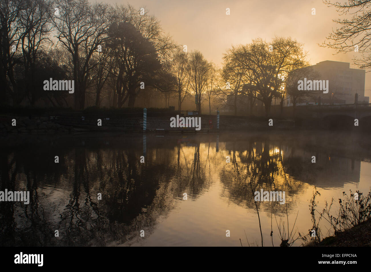 Cardiff, Wales, UK. 9th February, 2015. UK Weather: Cardiff awoke to a ...