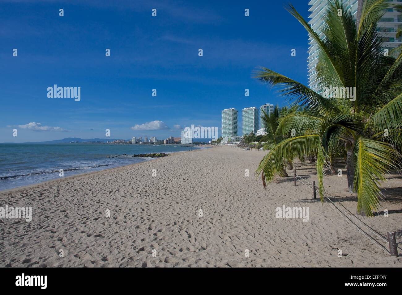Jalisco Mexico Beach Stock Photos & Jalisco Mexico Beach Stock Images ...