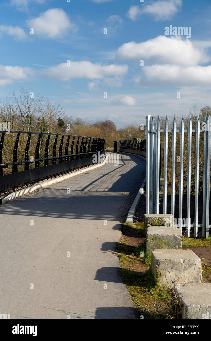 New bridge carrying walking/cycle path over River Taff, Hayley Park ...