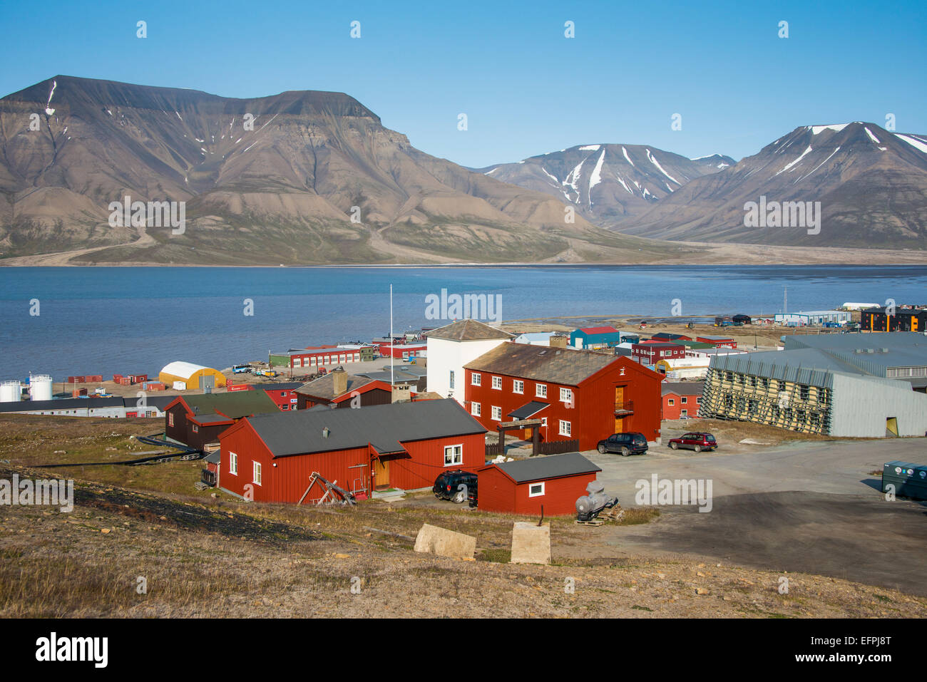 Svalbard cabin hi-res stock photography and images - Alamy