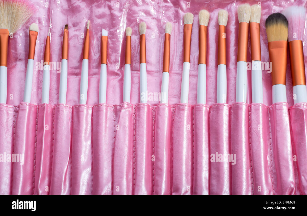 Pink makeup brush set Stock Photo - Alamy