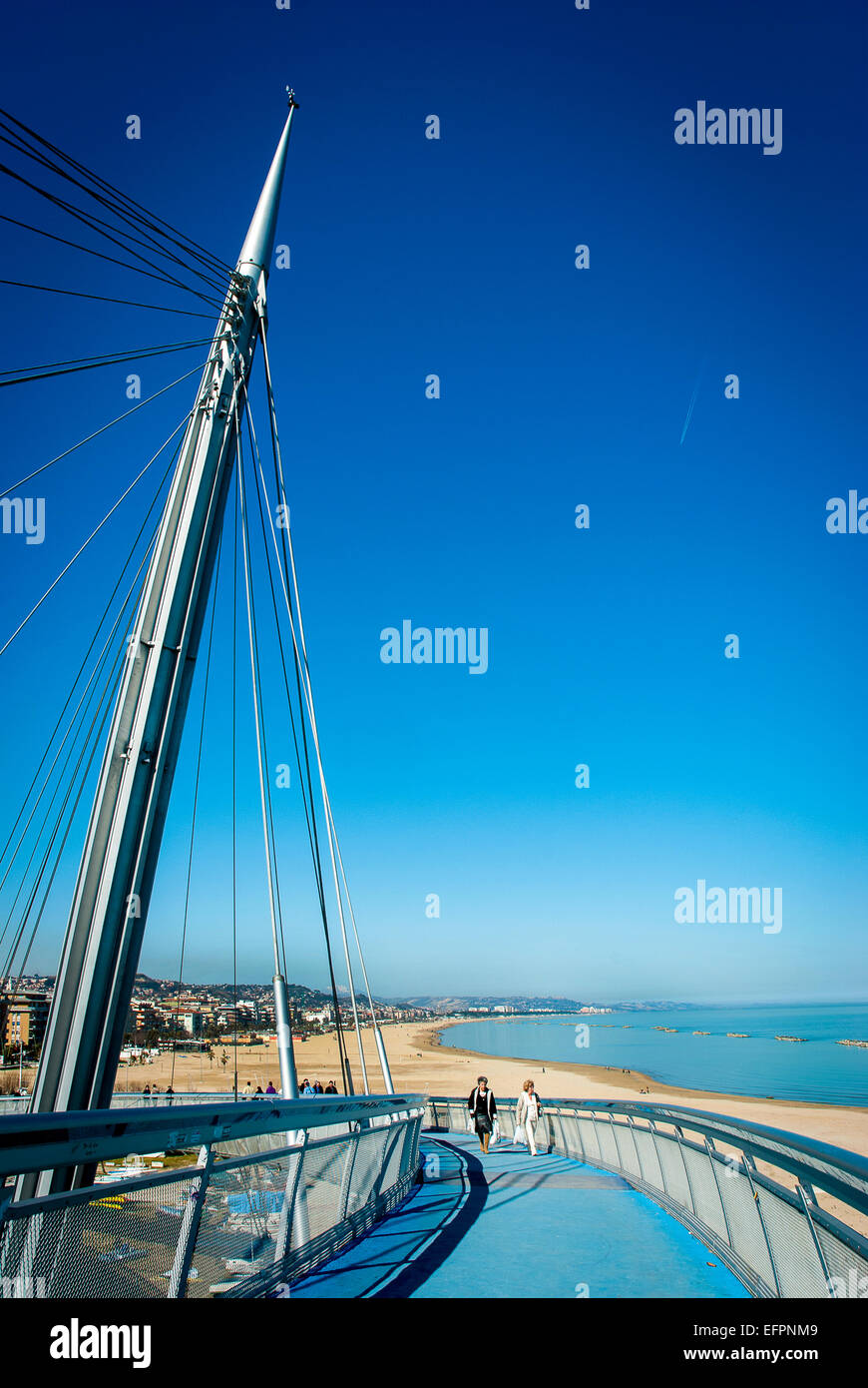 Abruzzi Pescara Abruzzo Bridge of the sea Stock Photo - Alamy