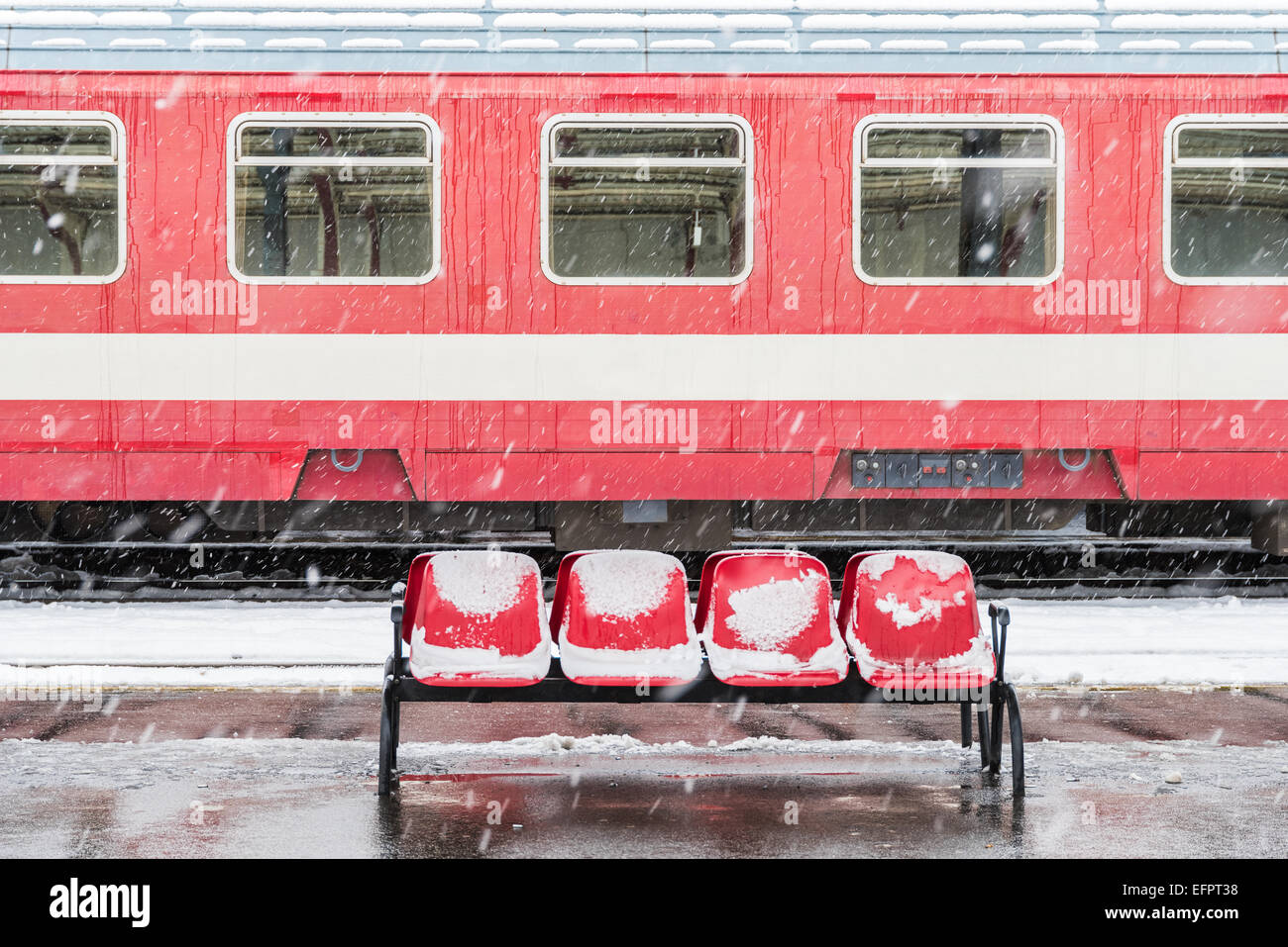 Ice Frozen Train During Heavy Snowfall Stock Photo - Alamy