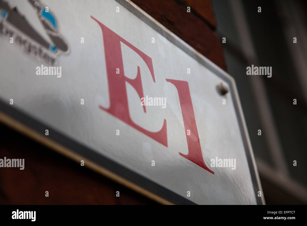 A street sign with the postcode E1, Shoreditch, London, UK Stock Photo ...