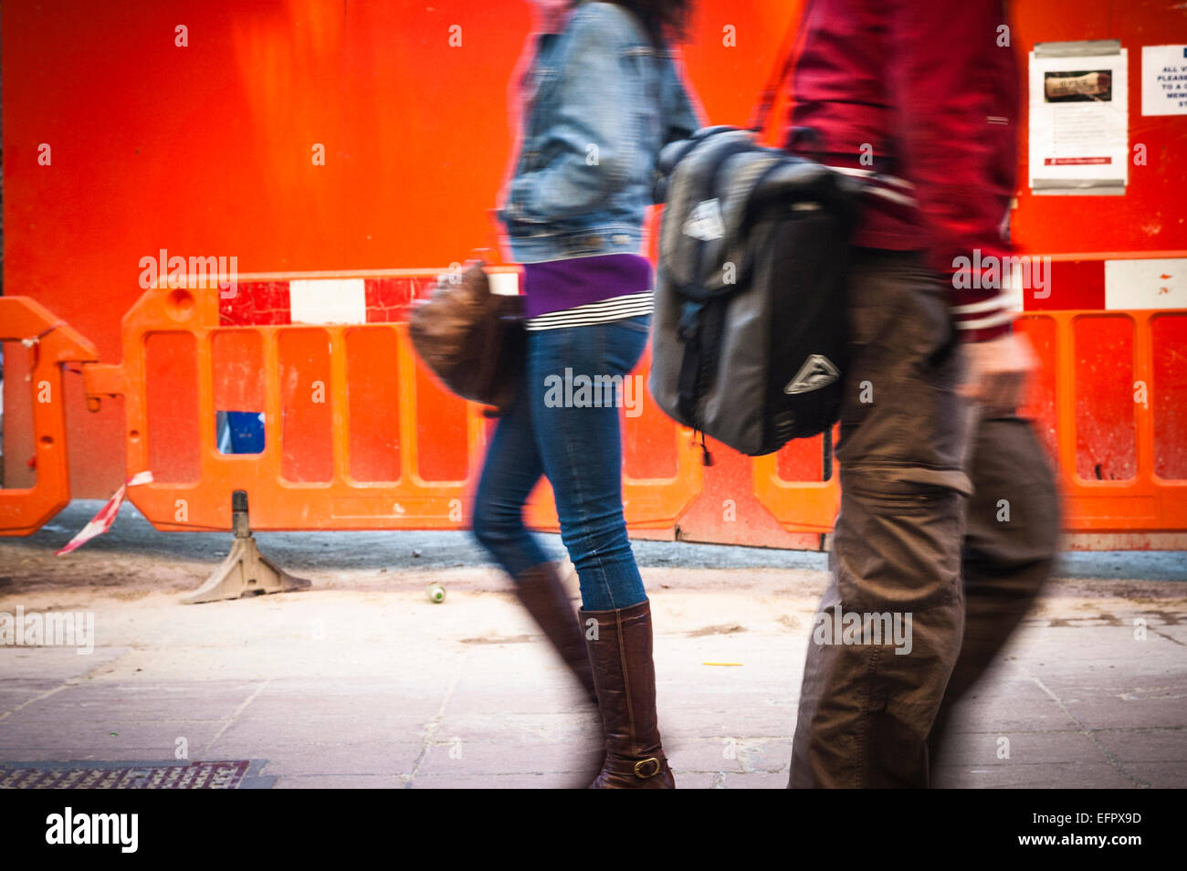 Opposite ways hi-res stock photography and images - Alamy