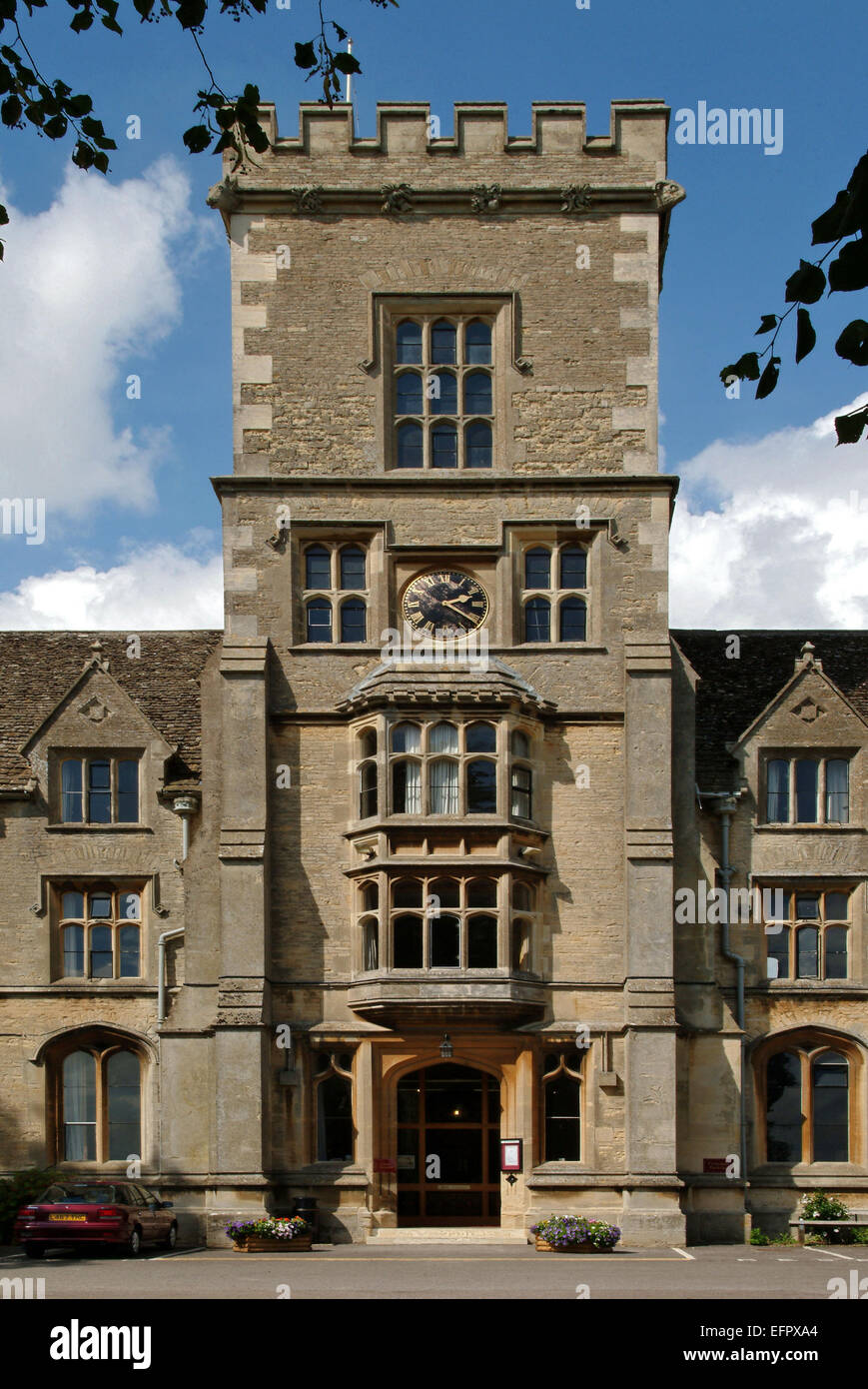 Cirencester royal agriculture university hi-res stock photography and ...