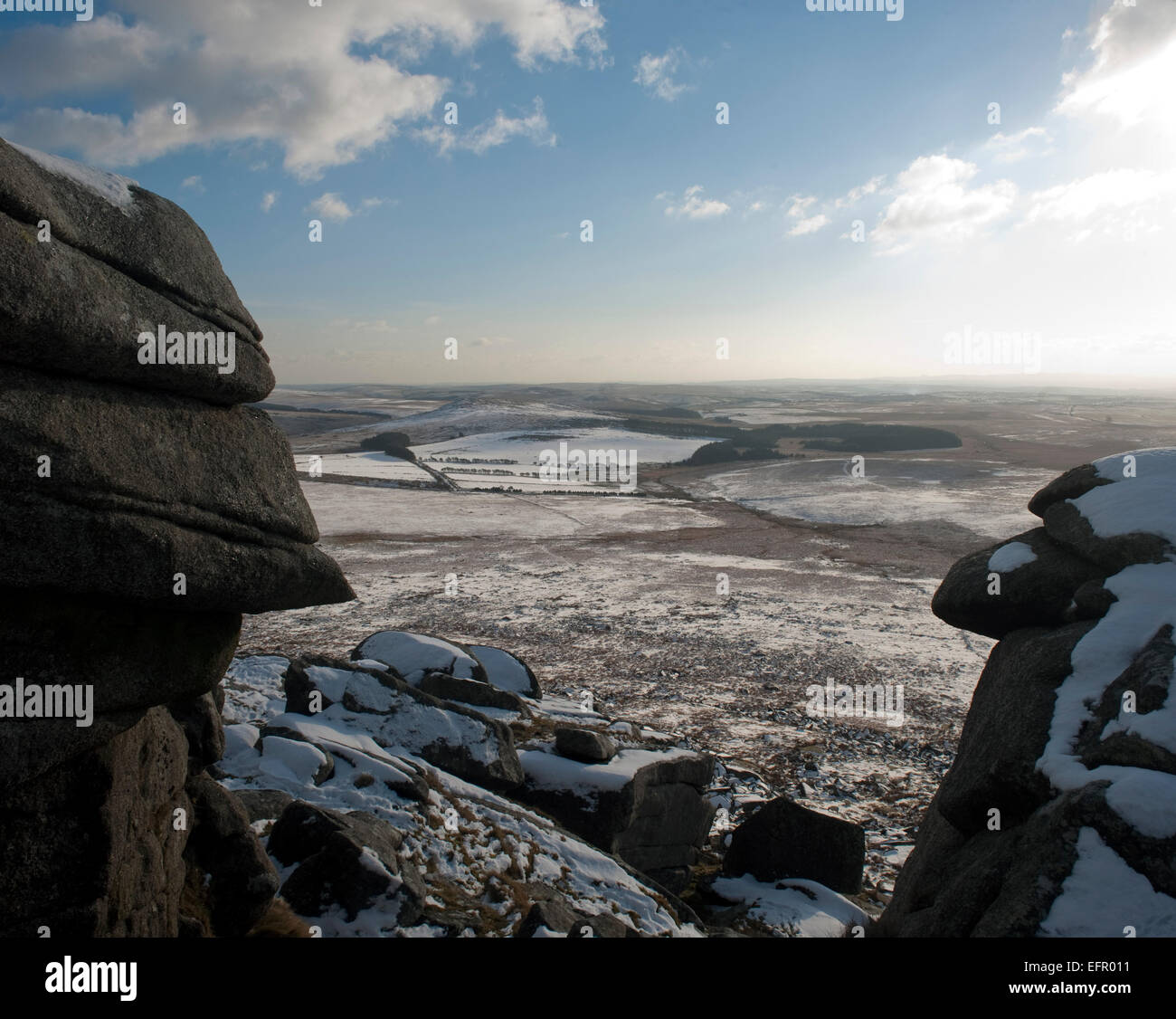 Roughtor looking to Brown Willy in the snow, Bodmin moor, North ...