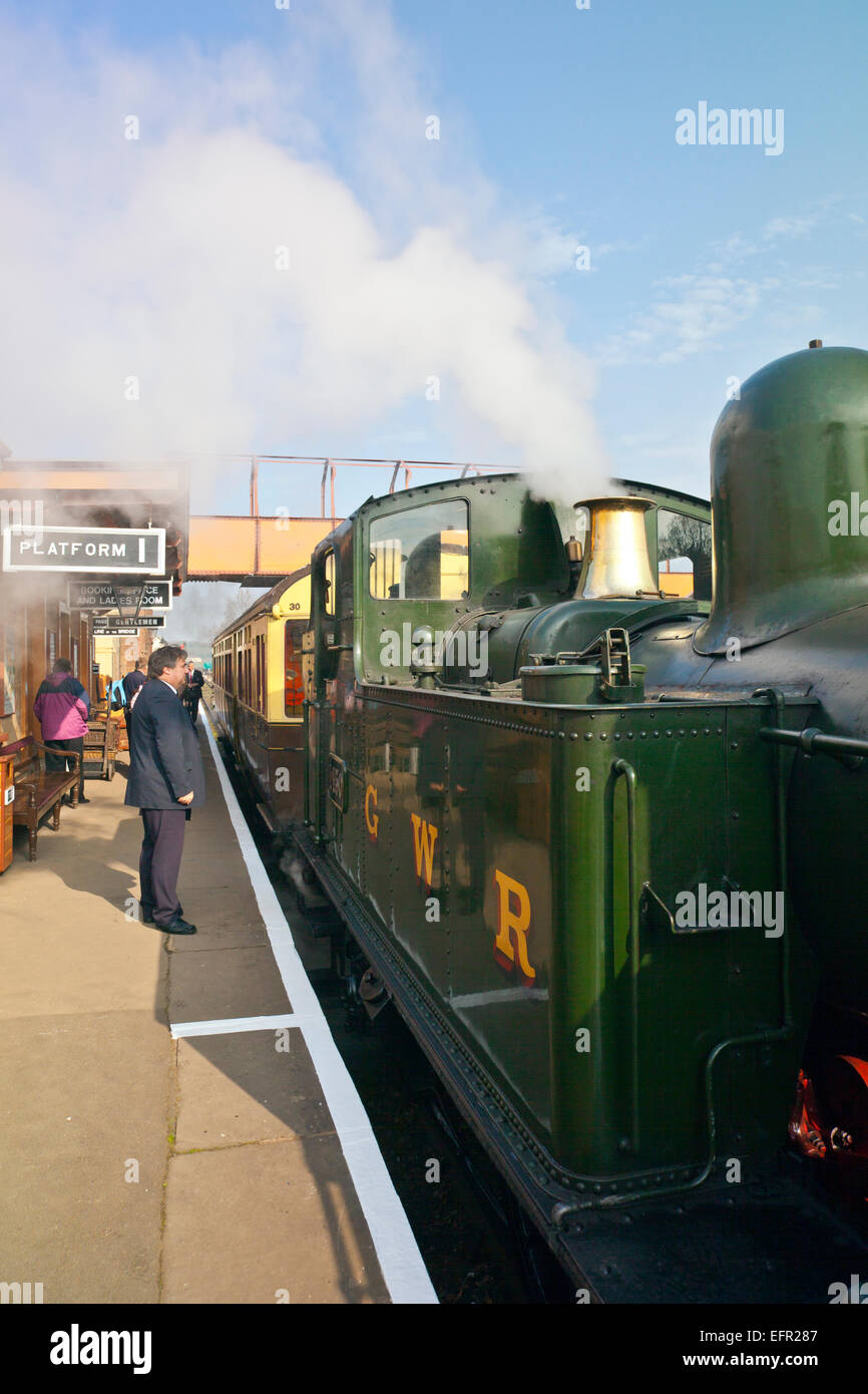 Gwr autocoach hi-res stock photography and images - Alamy