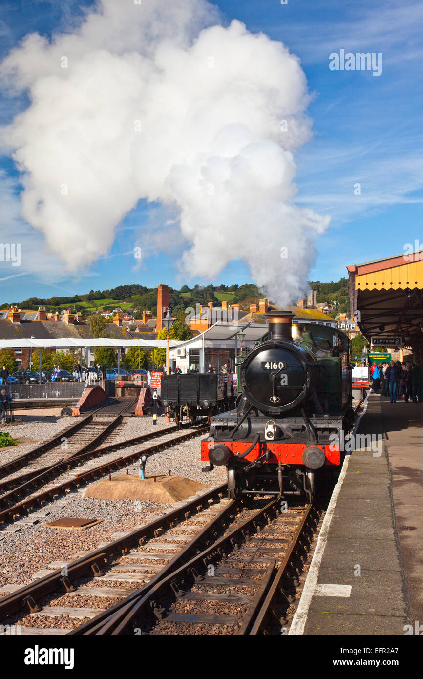 Gwr tank hi-res stock photography and images - Alamy