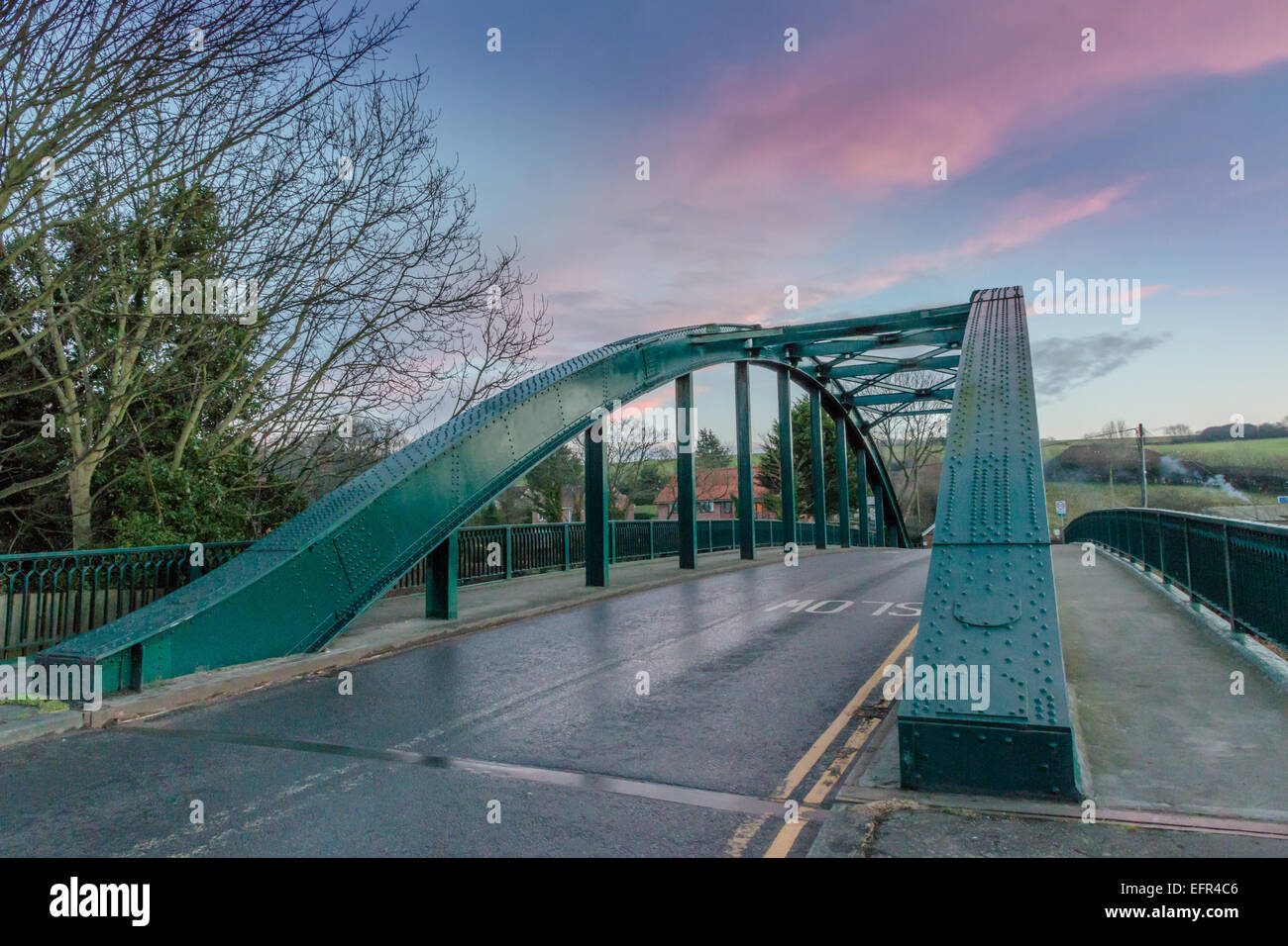 road arch shape bridge Stock Photo - Alamy
