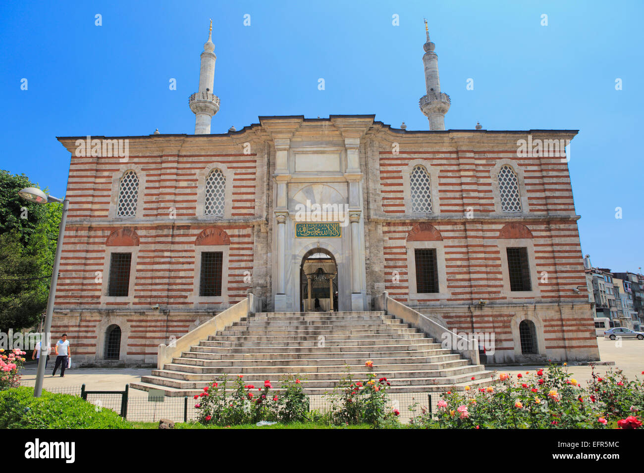 Laleli Mosque or Tulip Mosque (1763), Istanbul, Turkey Stock Photo - Alamy