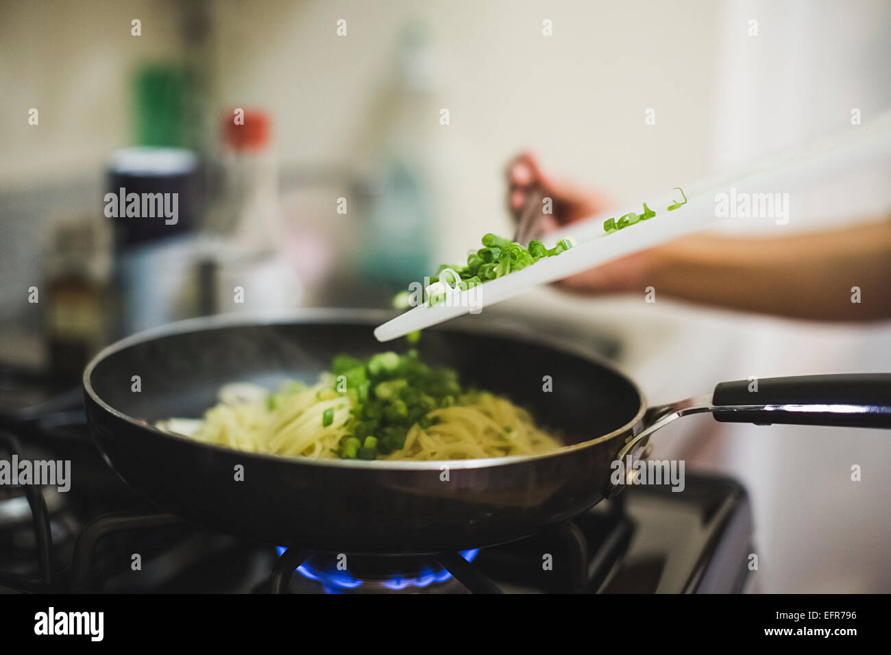 Pouring Pan High Resolution Stock Photography and Images - Alamy