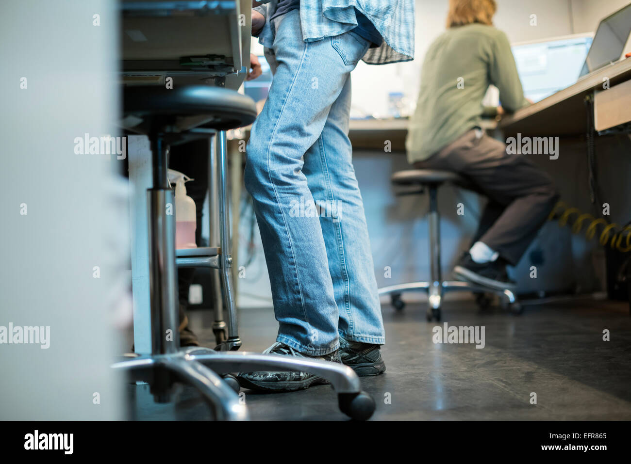 Computer repair shop hi-res stock photography and images - Alamy