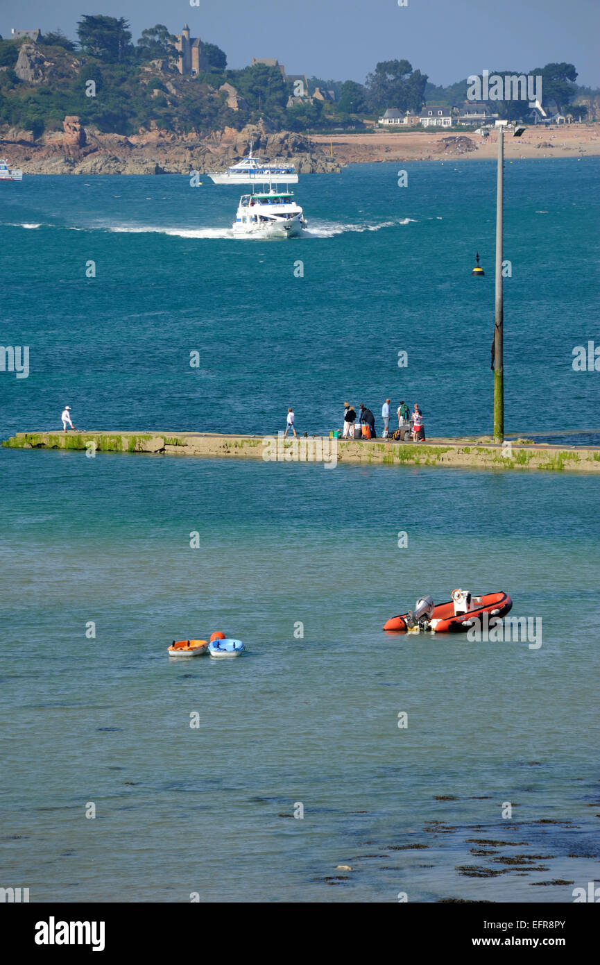 Pointe de l' Arcouest pier for ile de Brehat, Cotes-d'Armor, Bretagne ...
