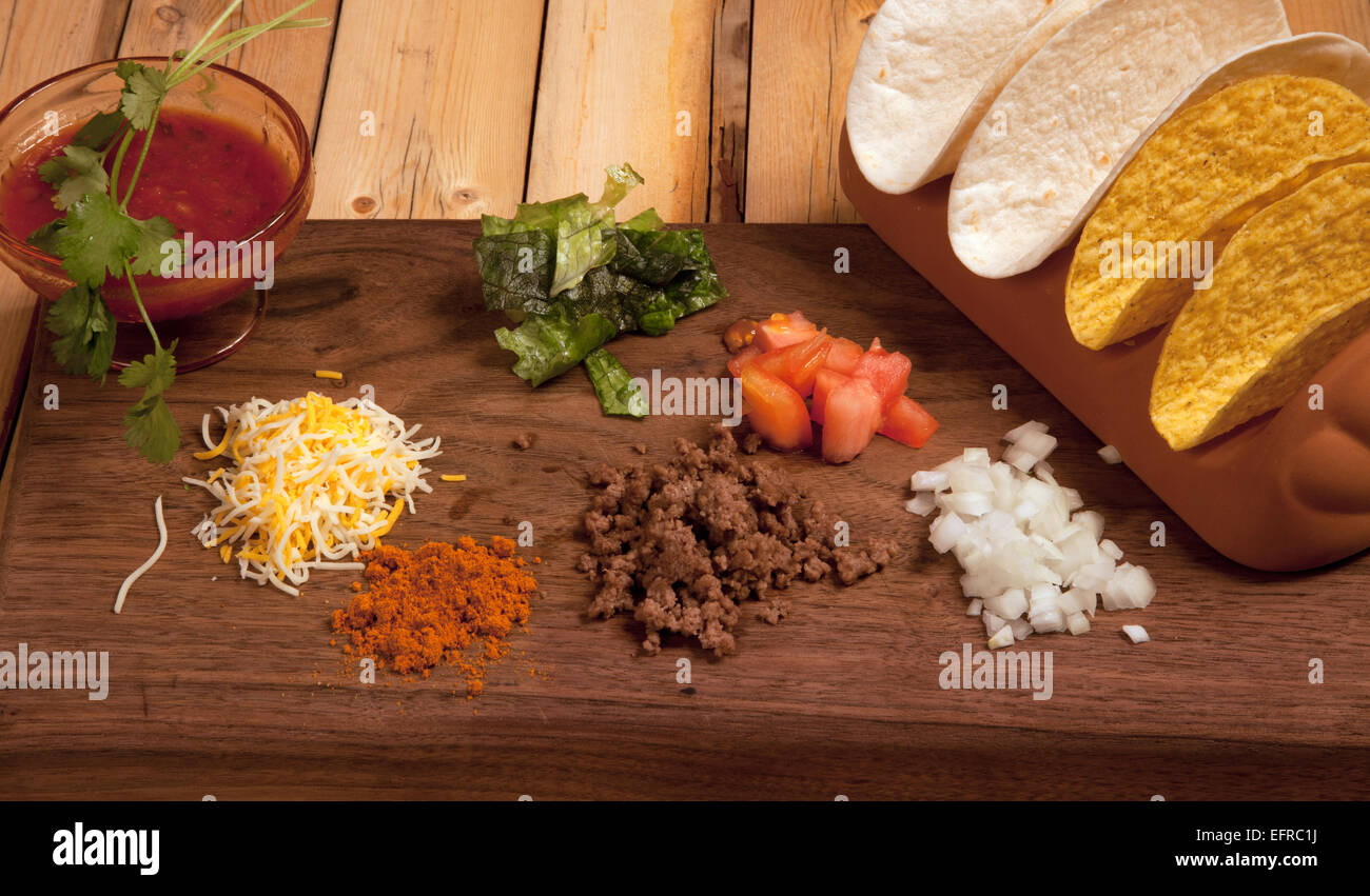 The ingredients for a delicious taco dinner Stock Photo - Alamy