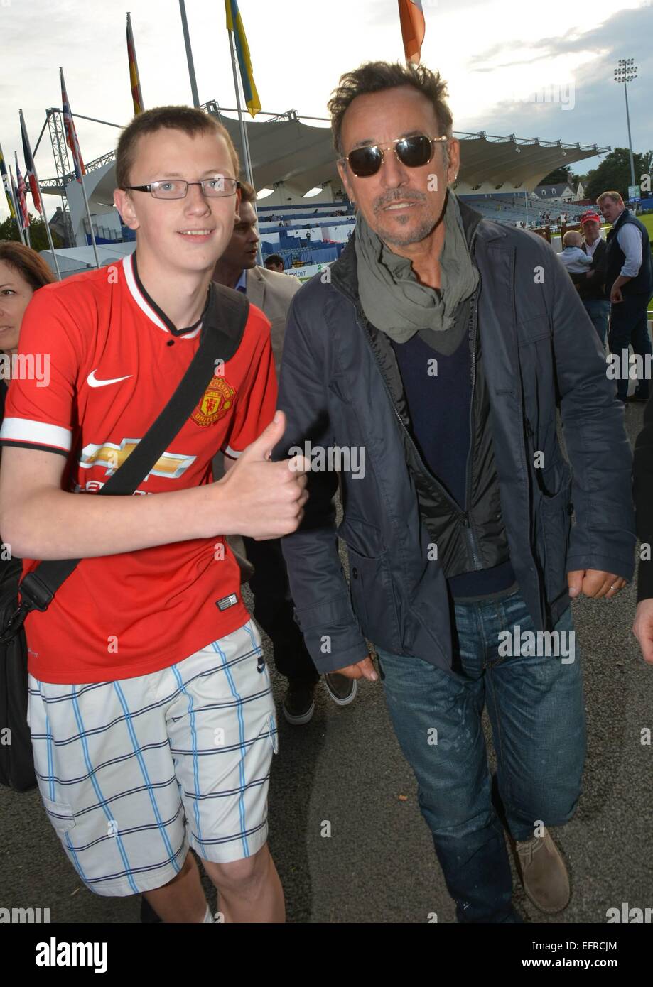 Proud parents Bruce Springsteen and Patti Scialfa pose with their ...